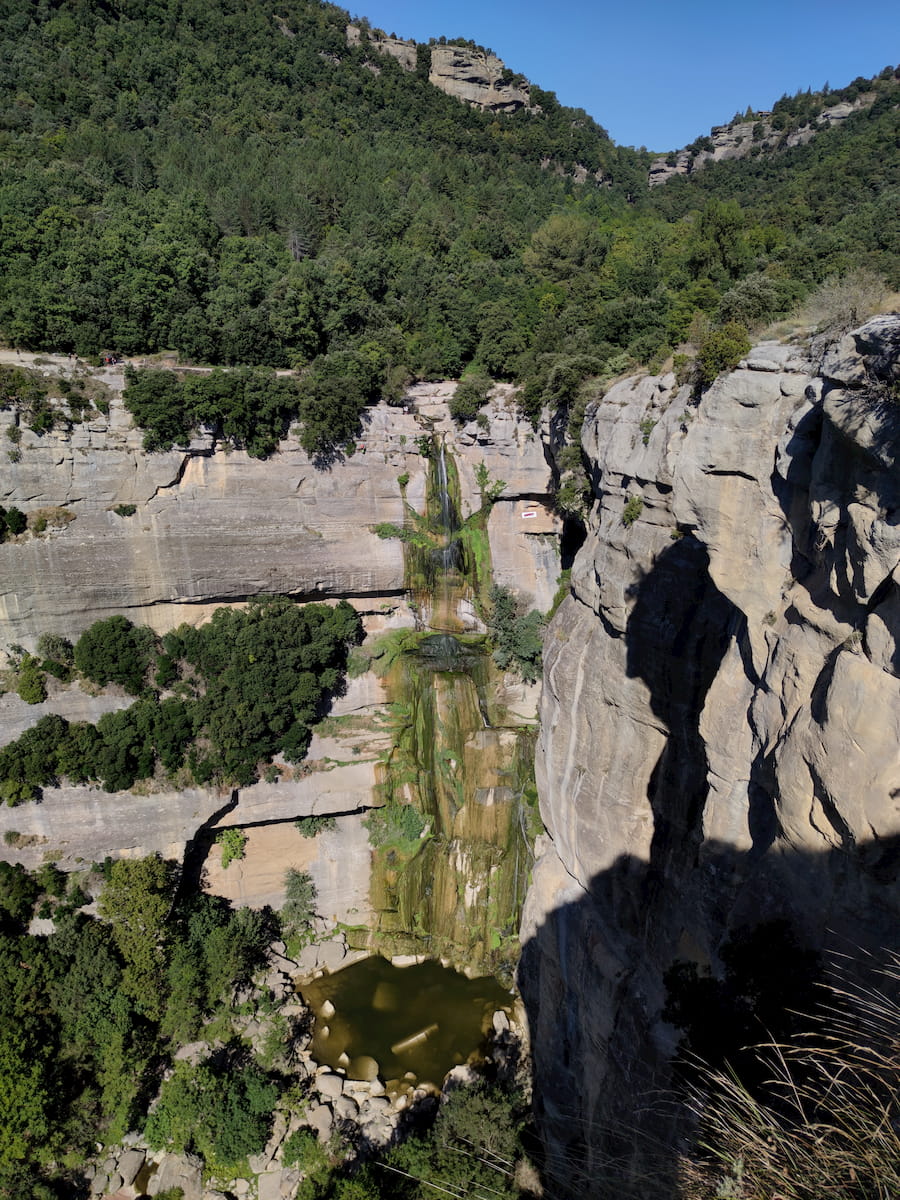 ¿Qué ver en Rupit? | Pueblos bonitos cerca de Barcelona - [GUÍA 2023]